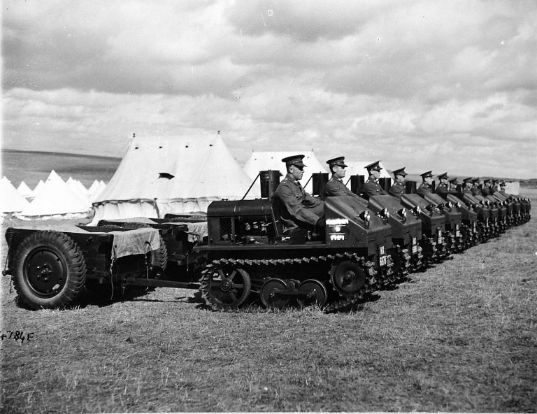 Vickers-Carden-Lloyd Utility Tractor — Познавательный журнал ЕНОТ